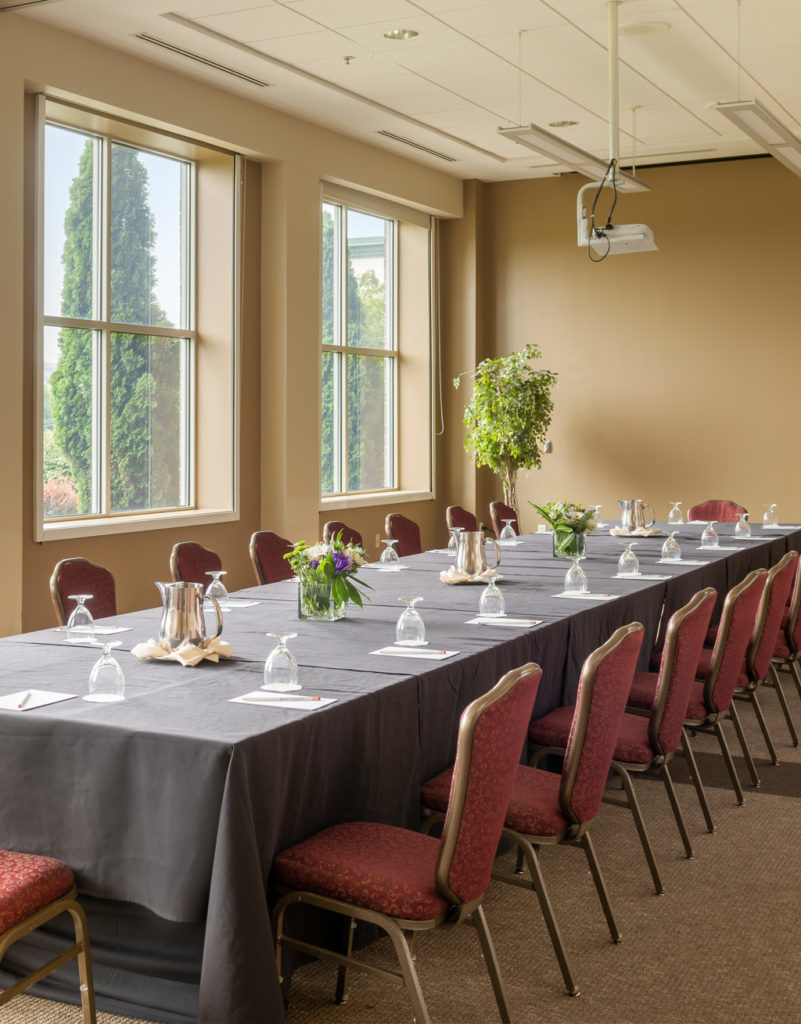 Bridgeport Conference Center – Charles Pointe